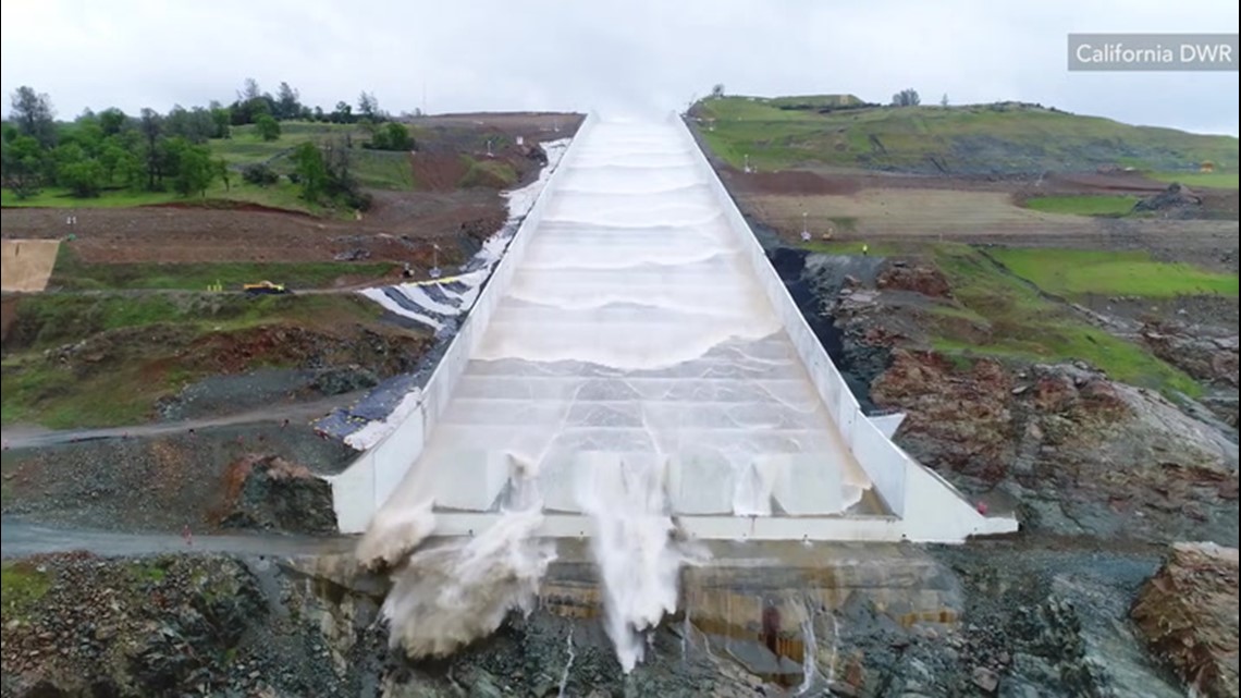 Water gushes down America's tallest dam for the first time in 2 years ...