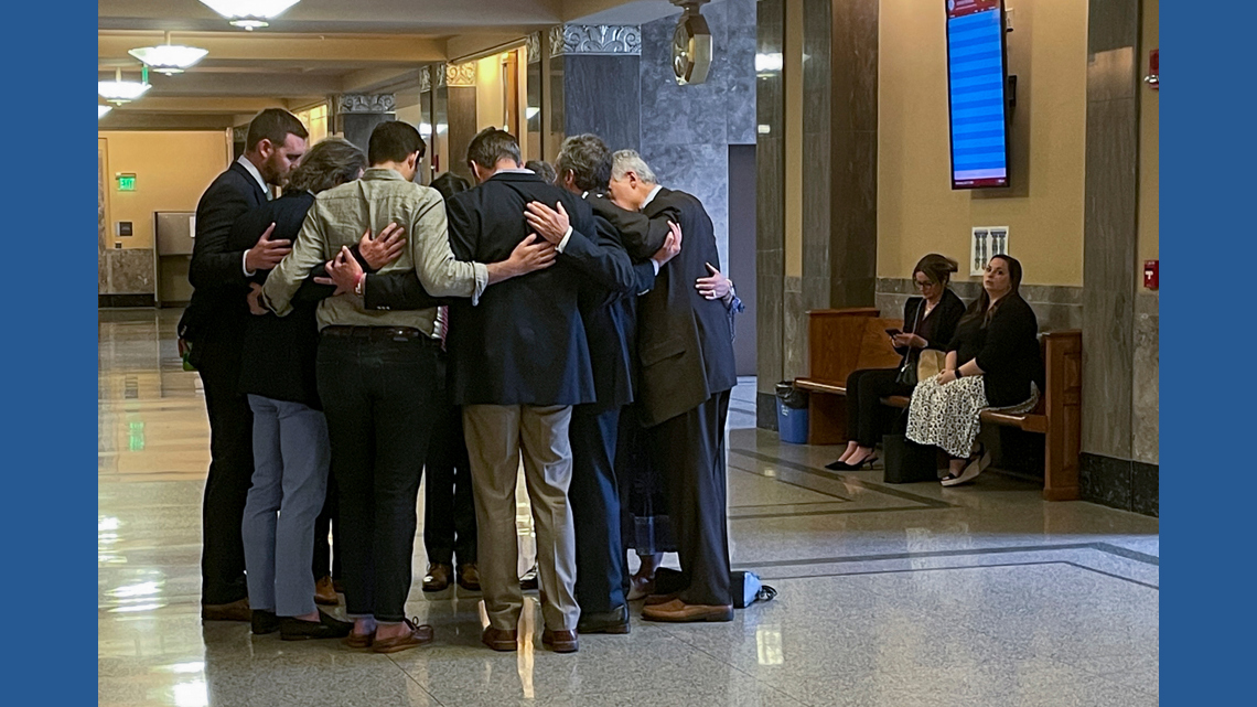 Parents of Nashville school shooting victims fight to keep records out ...