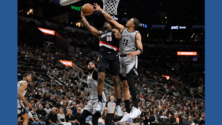 Fox scores 25 points to lead short-handed Spurs past Trail Blazers 112 ...