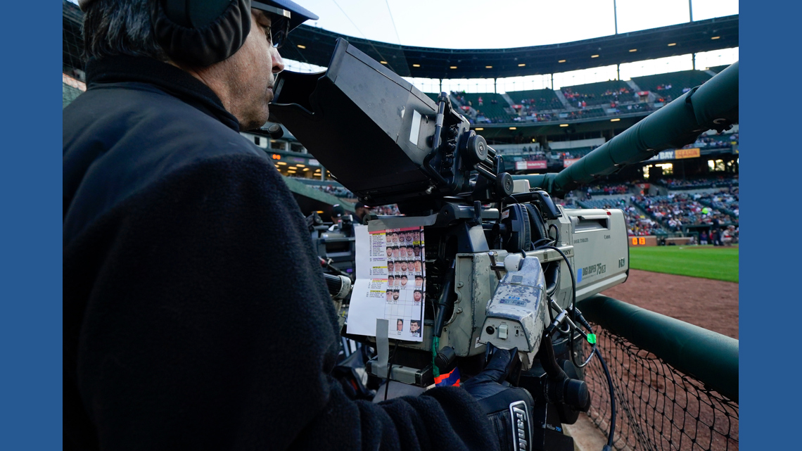 MLB's new media deals with ESPN, NBC and Netflix total $800M annually ...