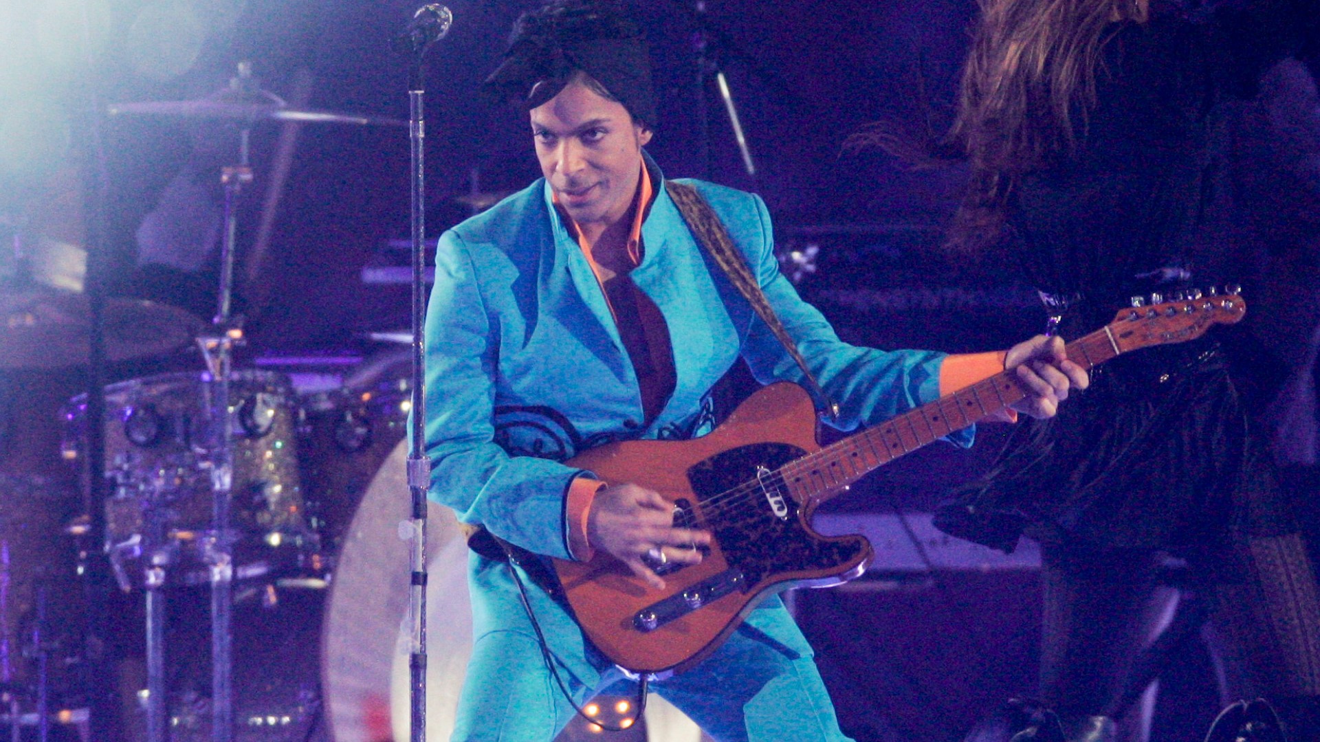 Prince remembered on 10th anniversary of his death | kgw.com