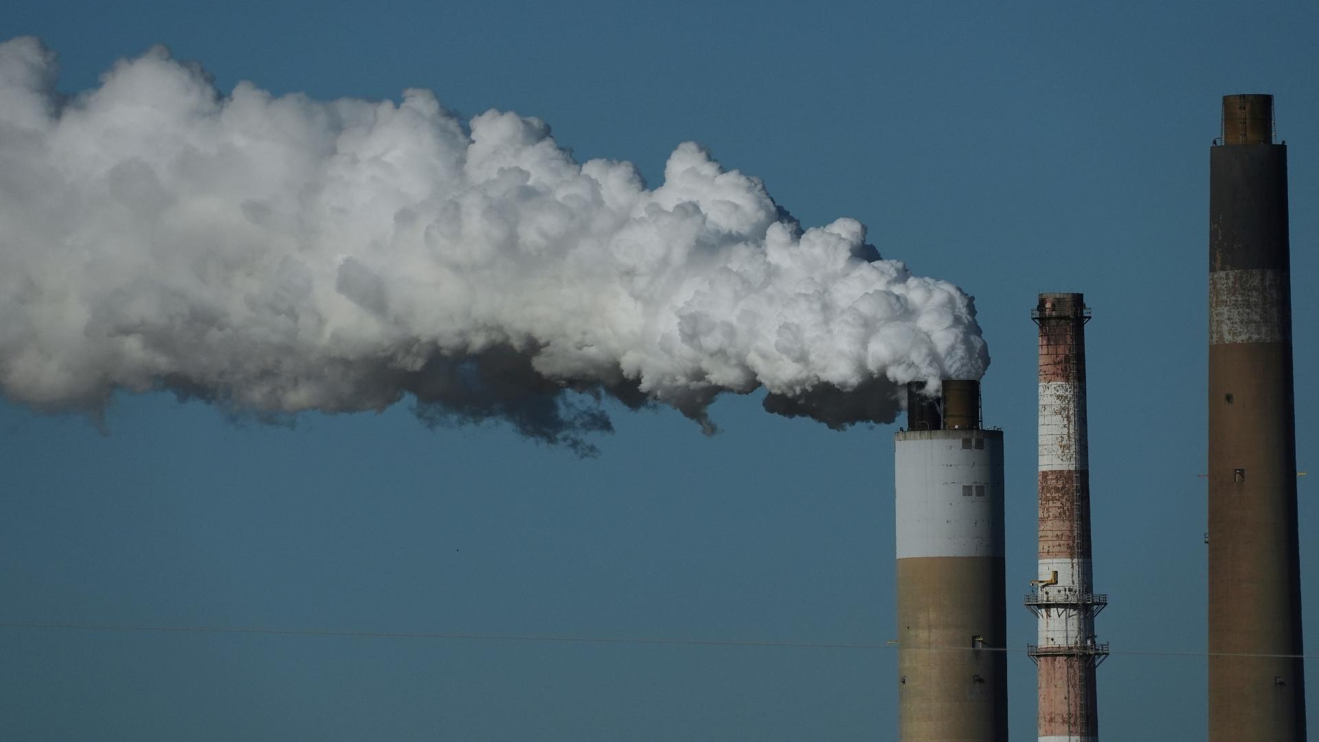 Two dozen states, 10 cities sue EPA over repeal of greenhouse gas ...