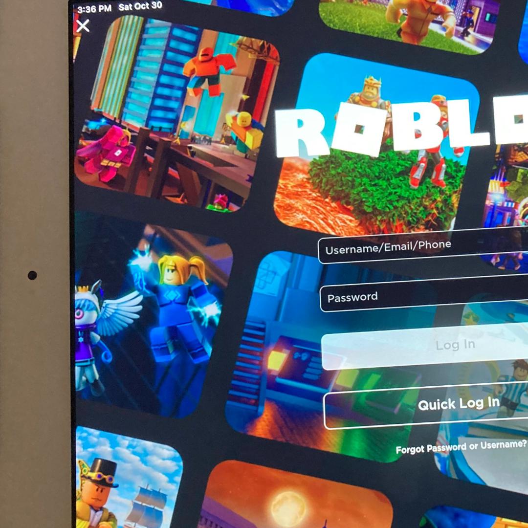Roblox begins requiring selfies for chat feature, verified with a ...