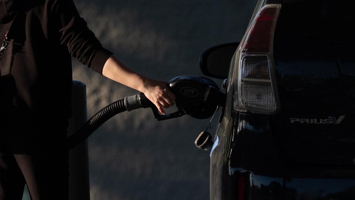 Gas prices rise nearly 3 cents, continuing daily climb as tensions ...