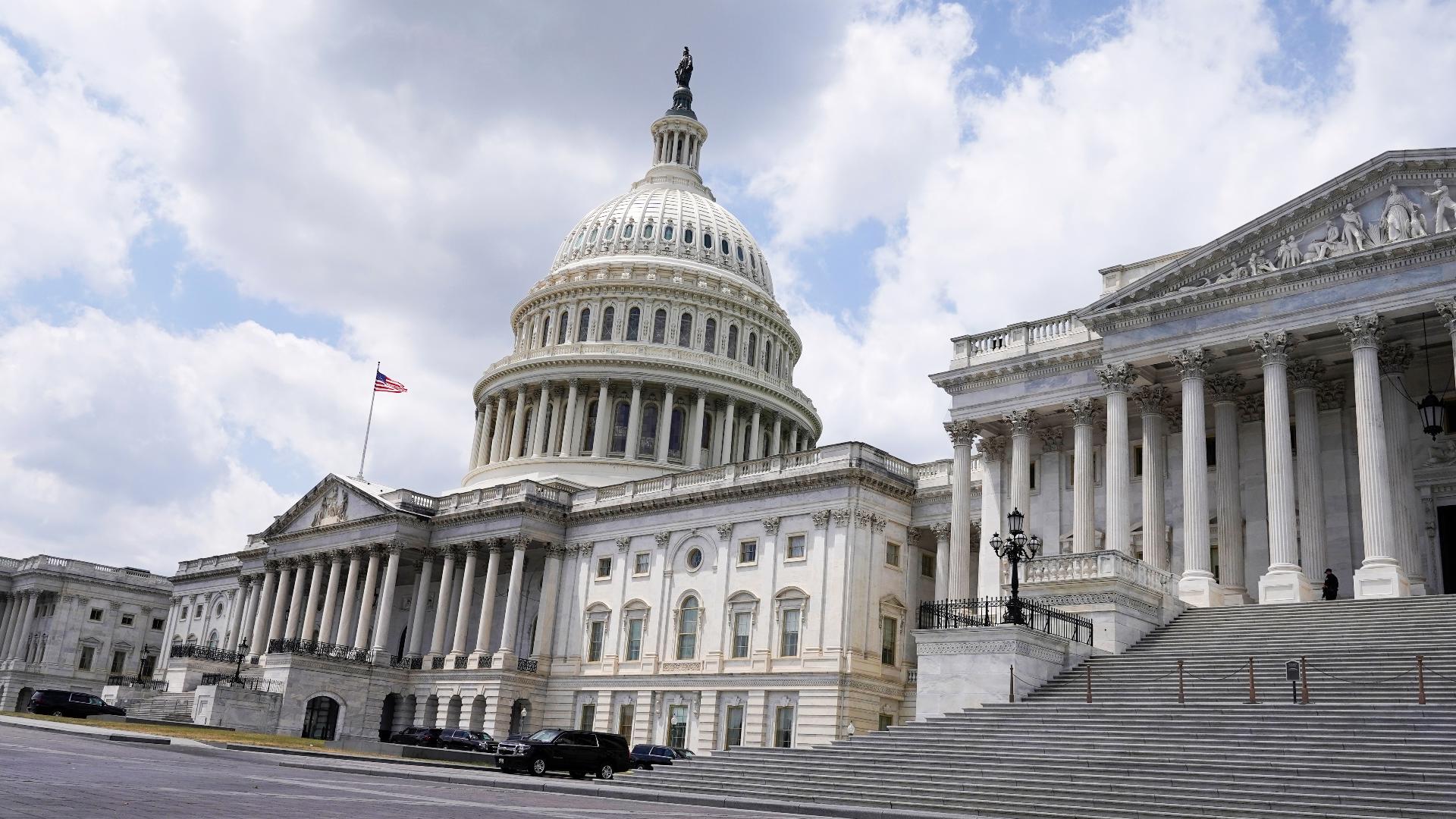Trump signs bill to fund the Department of Homeland Security, ending ...