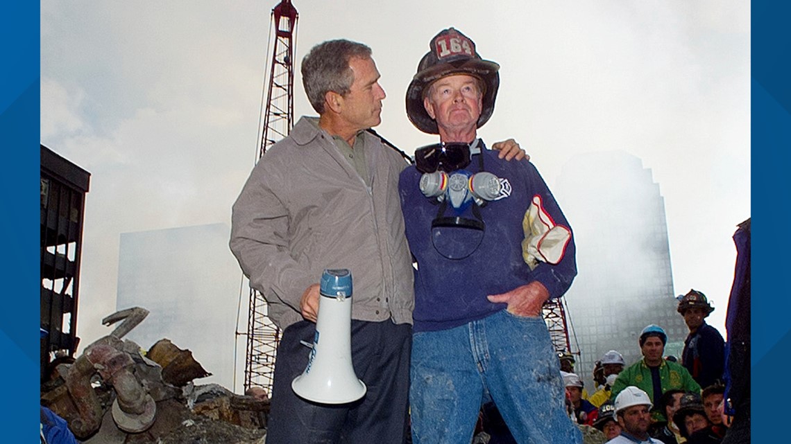 Bob Beckwith, retired firefighter in famous image with Bush, dies | kgw.com
