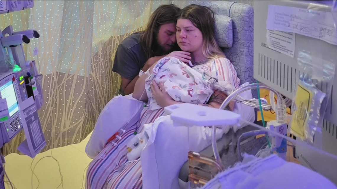 St. Helens High School teachers arrested on sex abuse charges | kgw.com