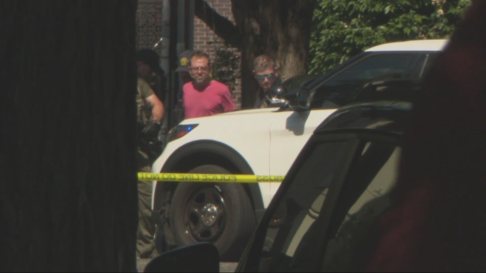 Stabbing suspect in NW Portland standoff identified | kgw.com