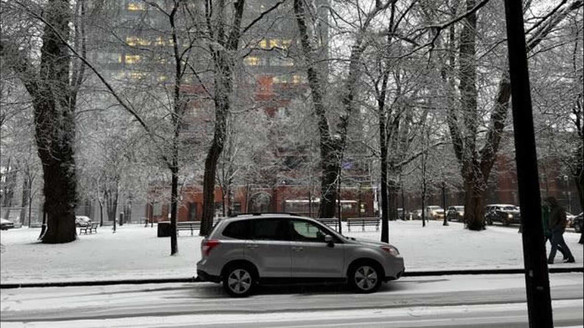 Winter storm in Oregon: Record snow falls in Portland | kgw.com