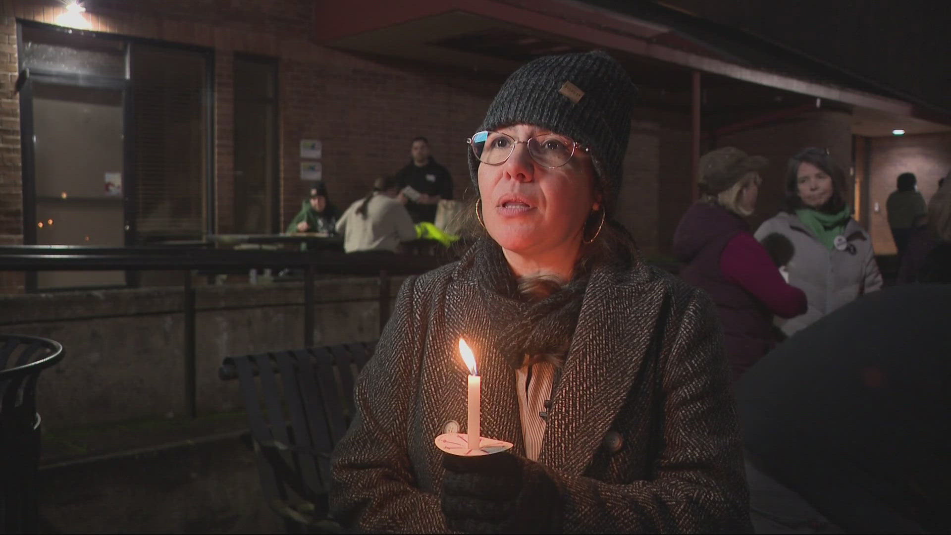 Oregon lawmakers consider bill requiring schools to notify families of ...