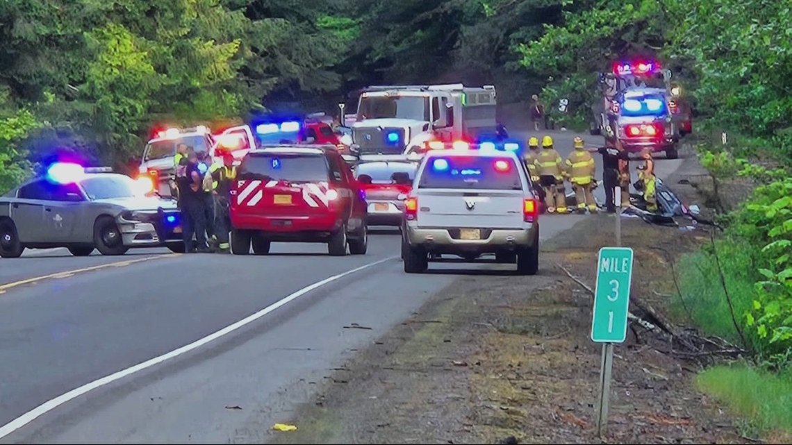 Highway 26 crash leaves 1 dead, 4 injured in Tillamook County | kgw.com