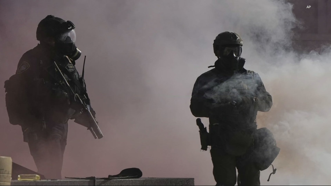 City of Portland to issue land use violation notice for ICE facility ...