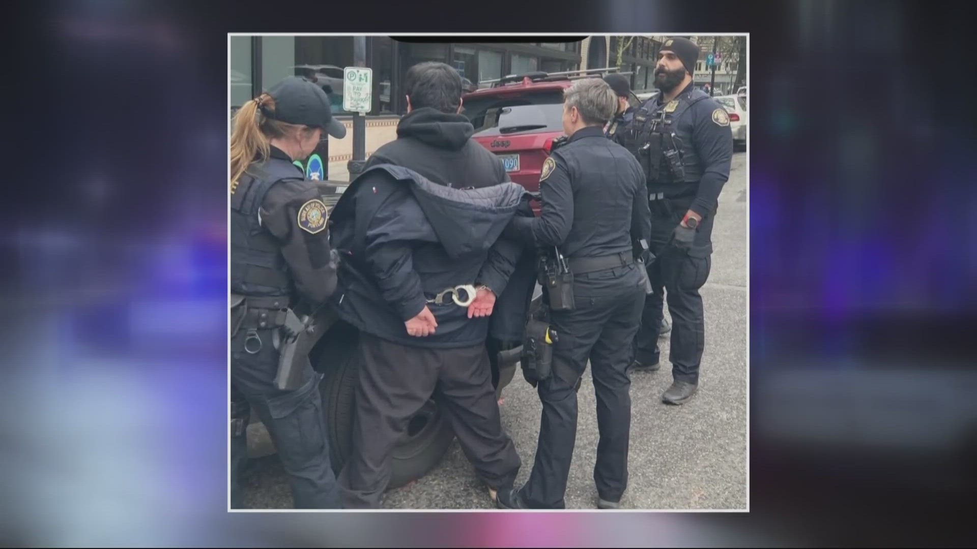 Suspect pleads not guilty in Christmas Eve stabbing near MAX station ...