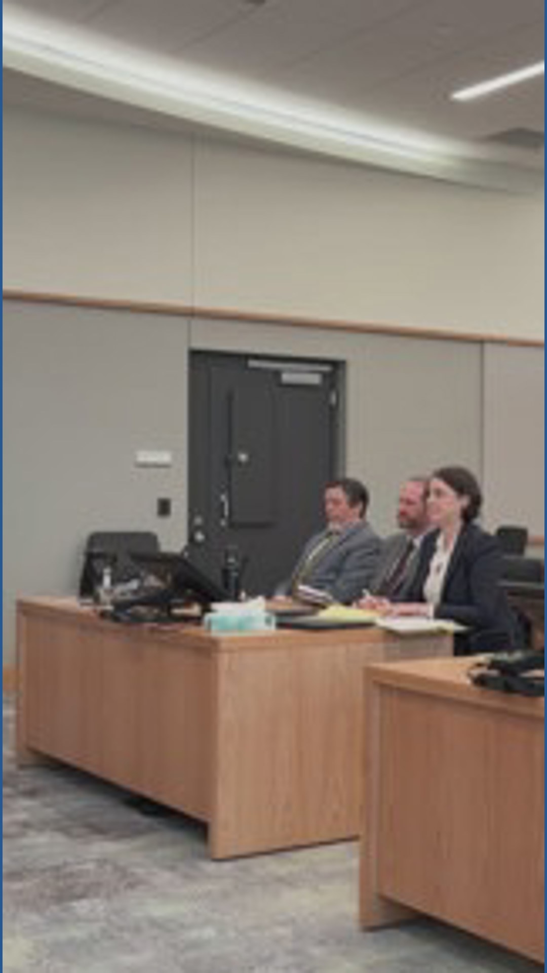 Judge: Oregon cannot penalize public defenders over caseloads | kgw.com