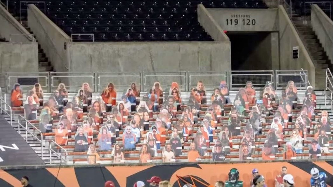 Ducks, Beavers fans stay in the game with cardboard cutouts | kgw.com