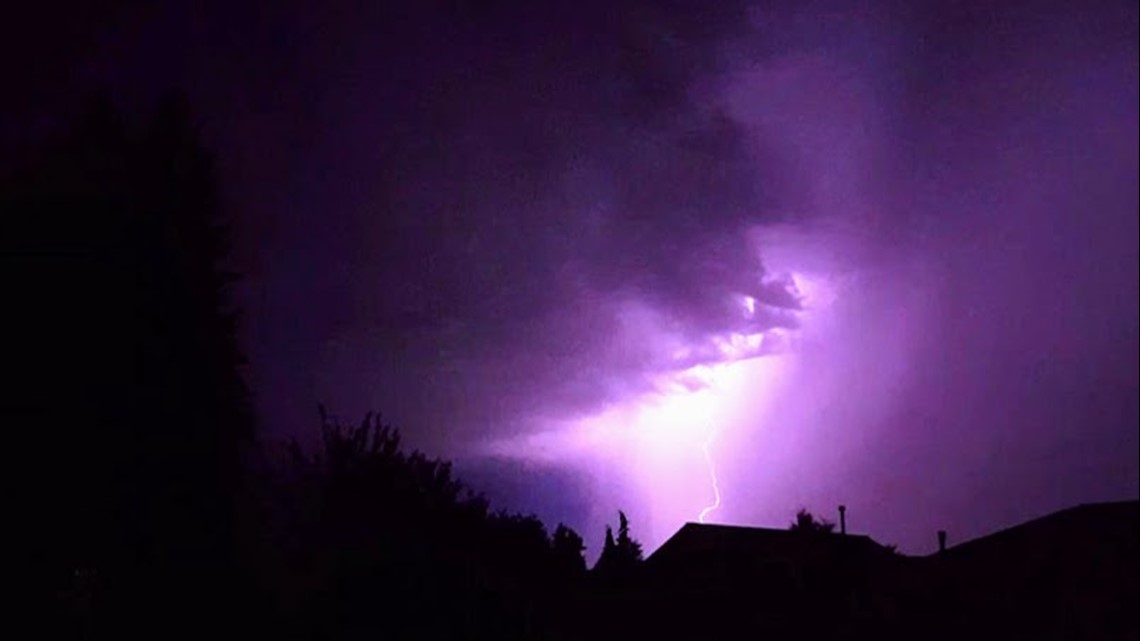 Your Pics: 19 stunning images of lightning in Portland, Oregon | kgw.com
