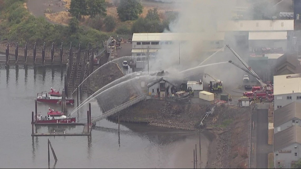 Portland firefighters battle large commercial fire in Northwest ...