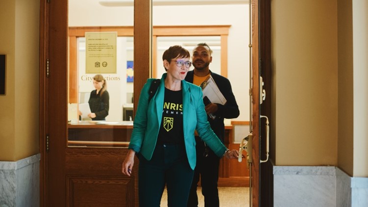 Mayor candidate Sarah Iannarone won’t denounce Portland violence | kgw.com