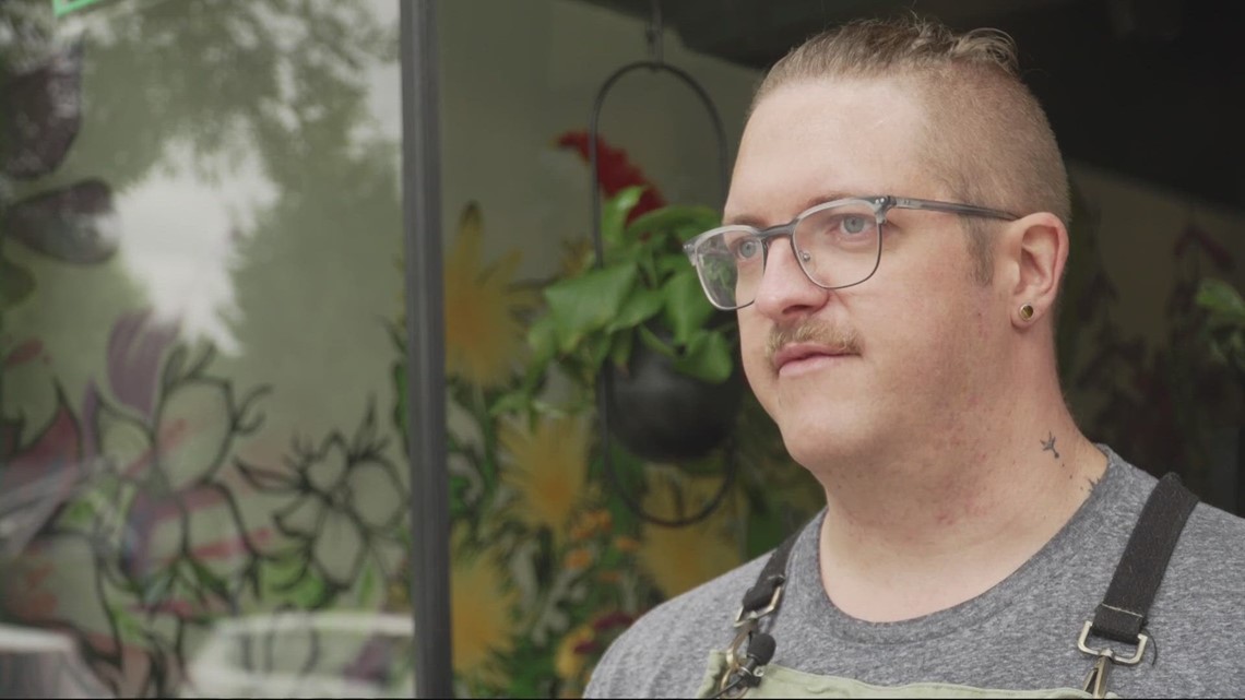 Portland chef robbed and carjacked at gunpoint | kgw.com