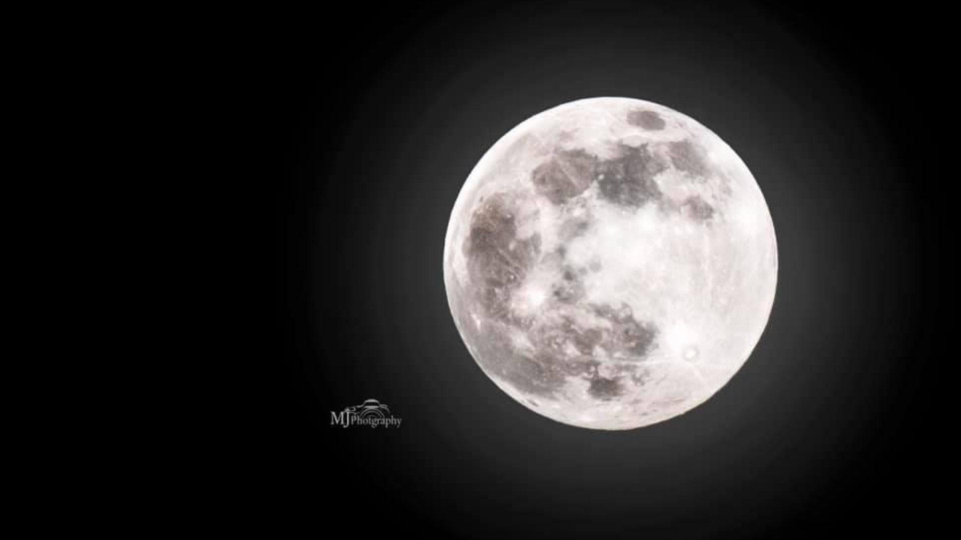 Your photos: 'Flower' supermoon rises over Oregon | kgw.com