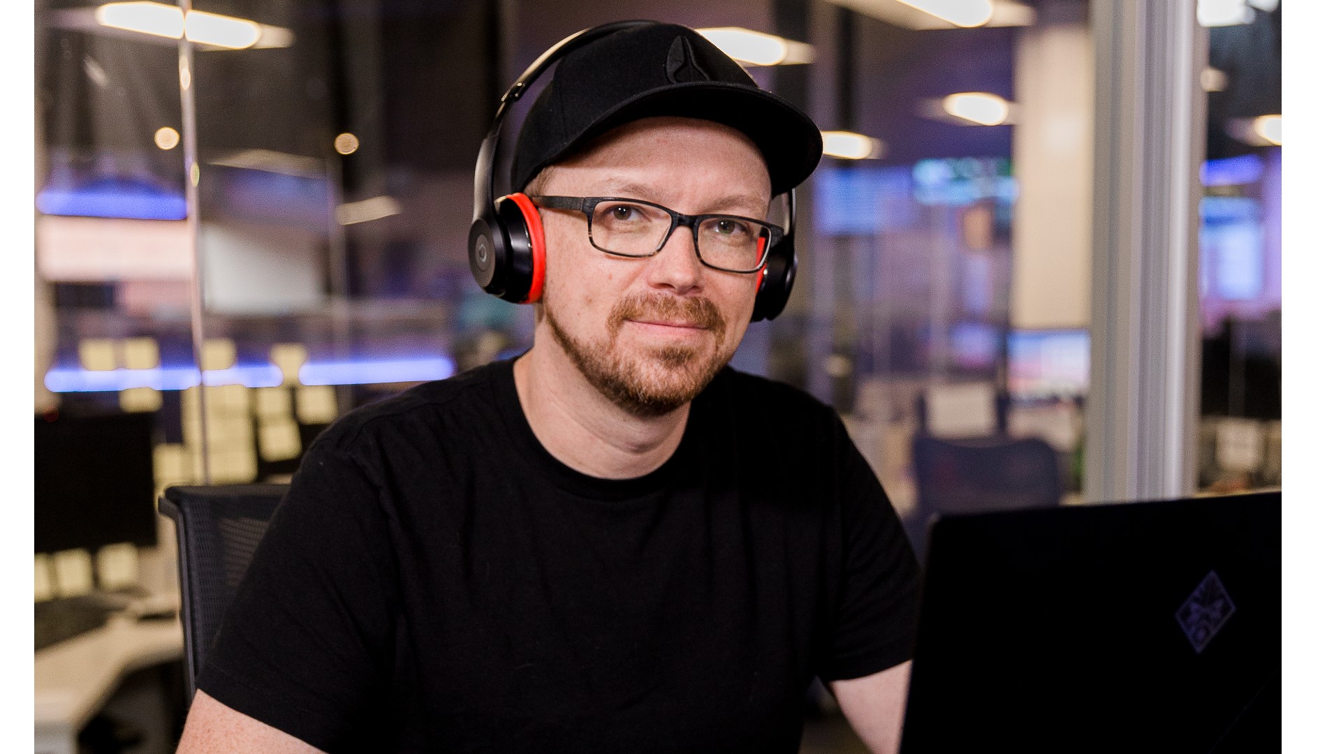 Meet 'Should Be Alive' podcast producer, editor Zachary Carver | kgw.com