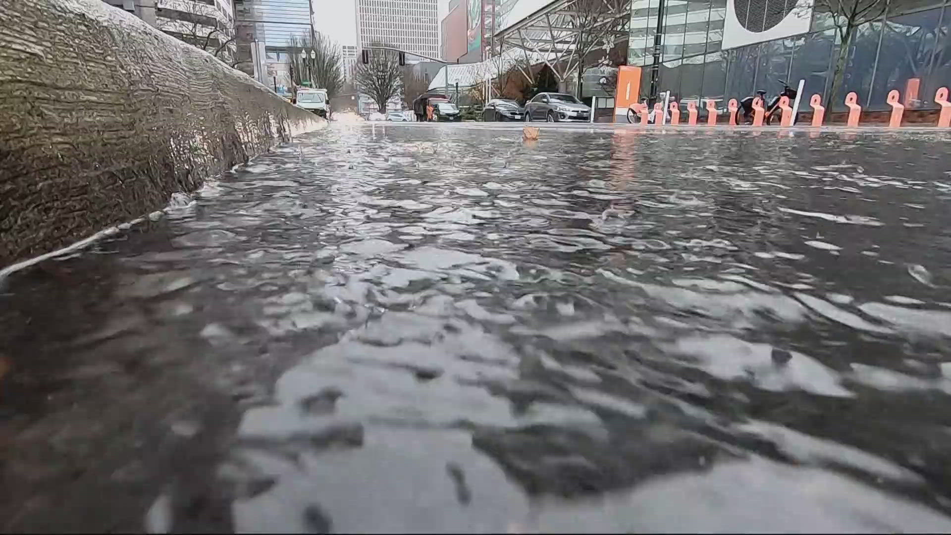 PGE crews restoring service after power outages leave thousands in the ...