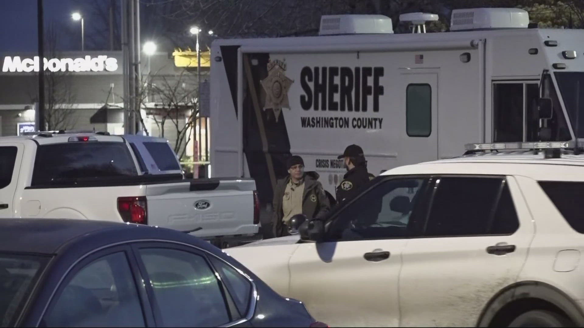 Armed standoff underway at Hillsboro home, police on scene | kgw.com