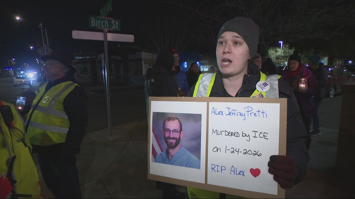 Forest Grove candlelight vigil honors Alex Pretti after Minnesota ICE ...
