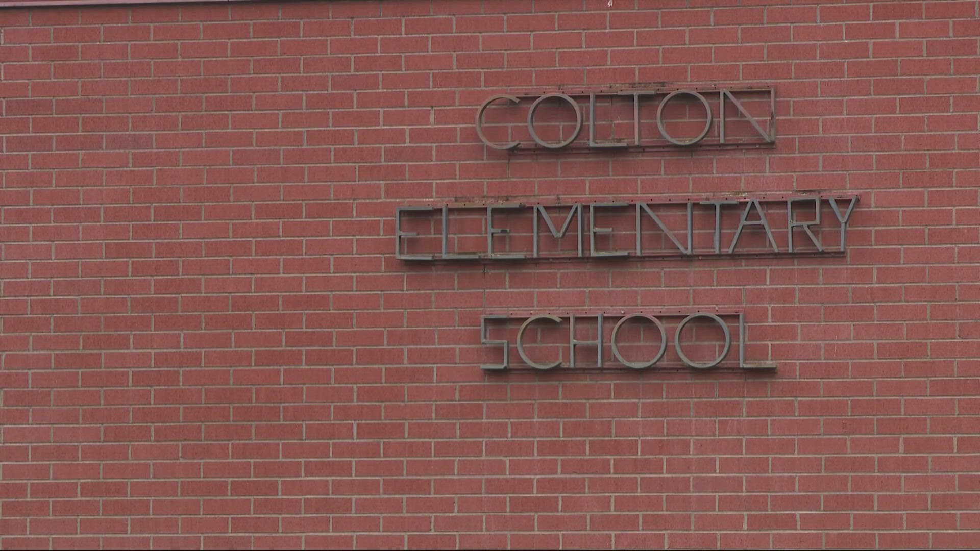 Colton School District closes schools Monday to disinfect classrooms ...