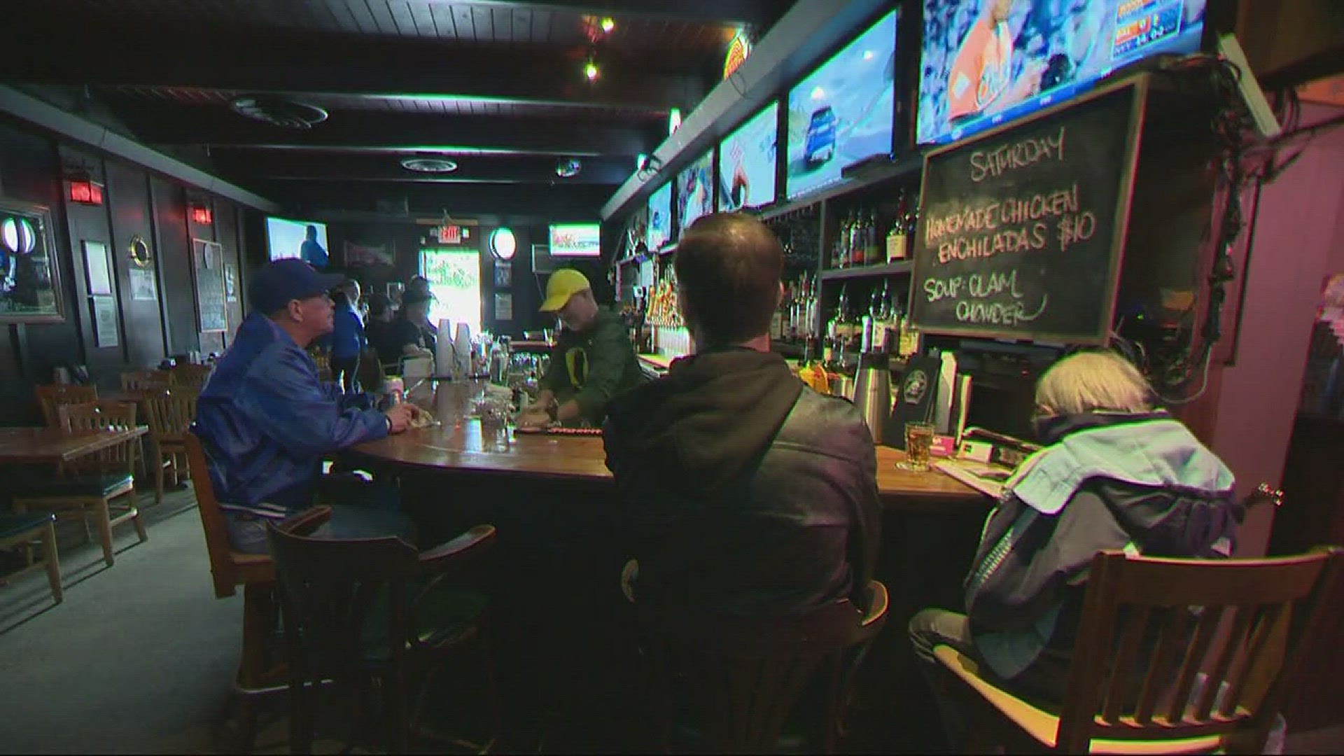Second brazen bar robbery in less than a week | kgw.com
