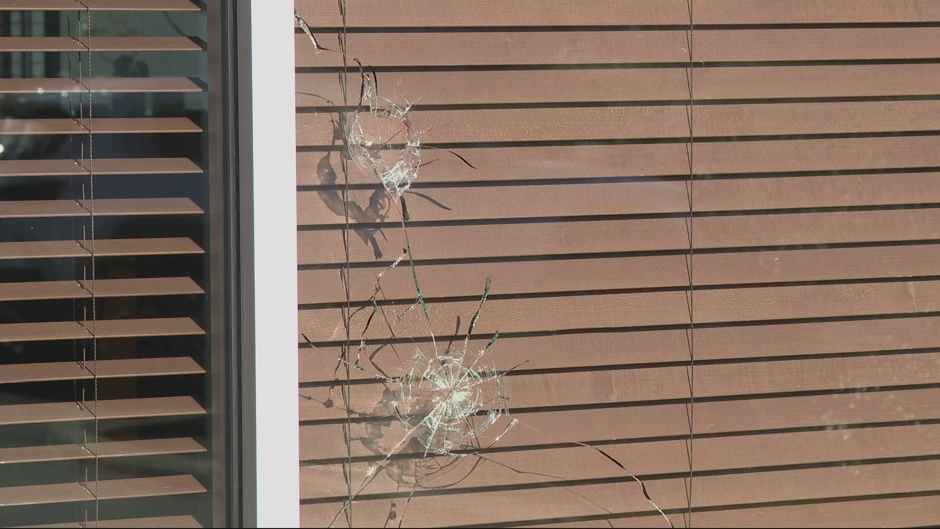 Police investigate 2 shootings overnight at Keizer Station, one with ...