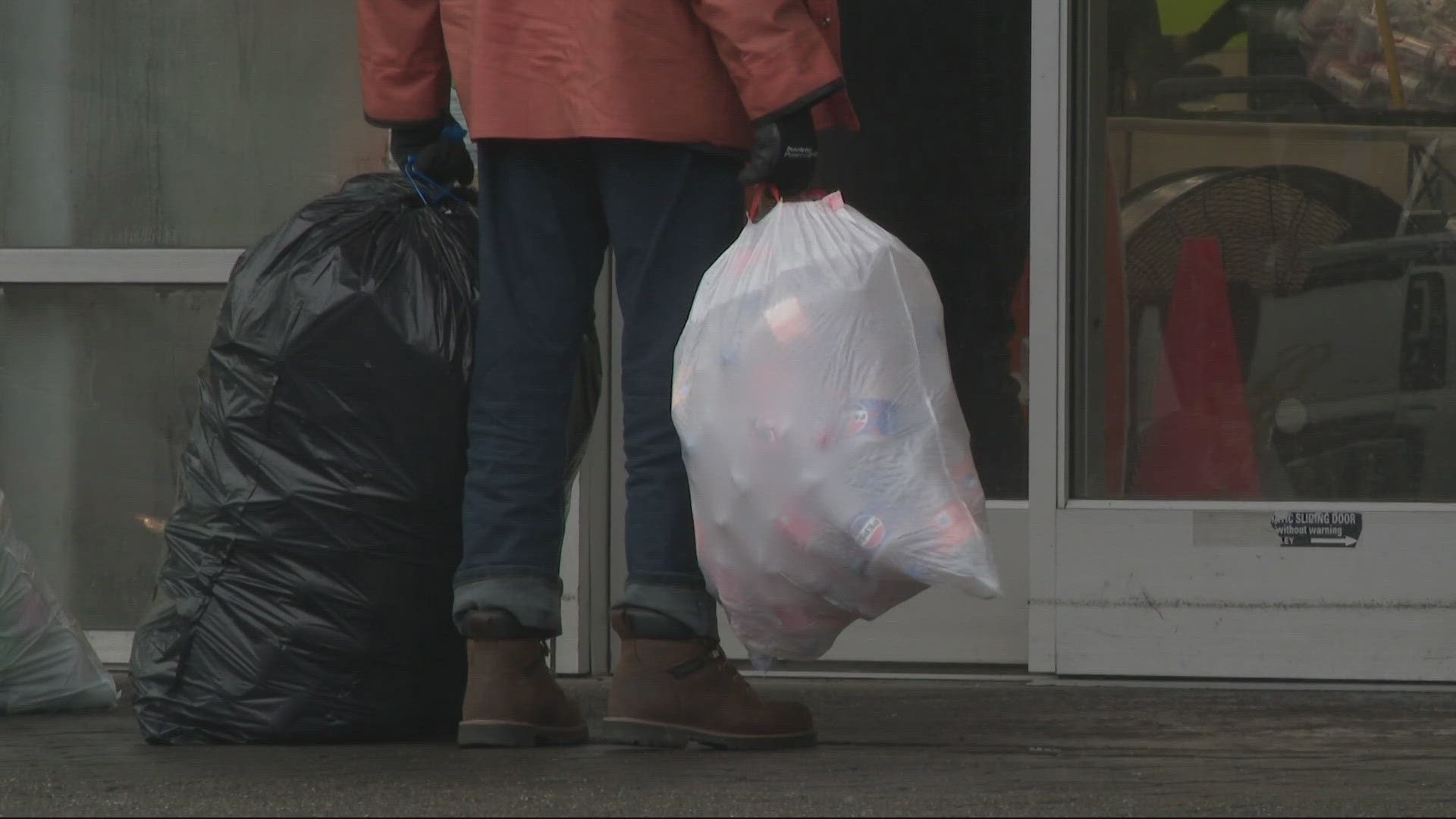 BottleDrop operator and landlord for North Portland location disagree ...
