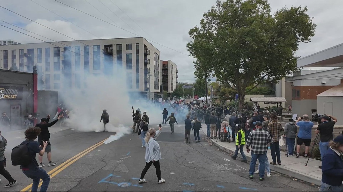 Portland police arrest 2 at ICE facility protests Sunday | kgw.com