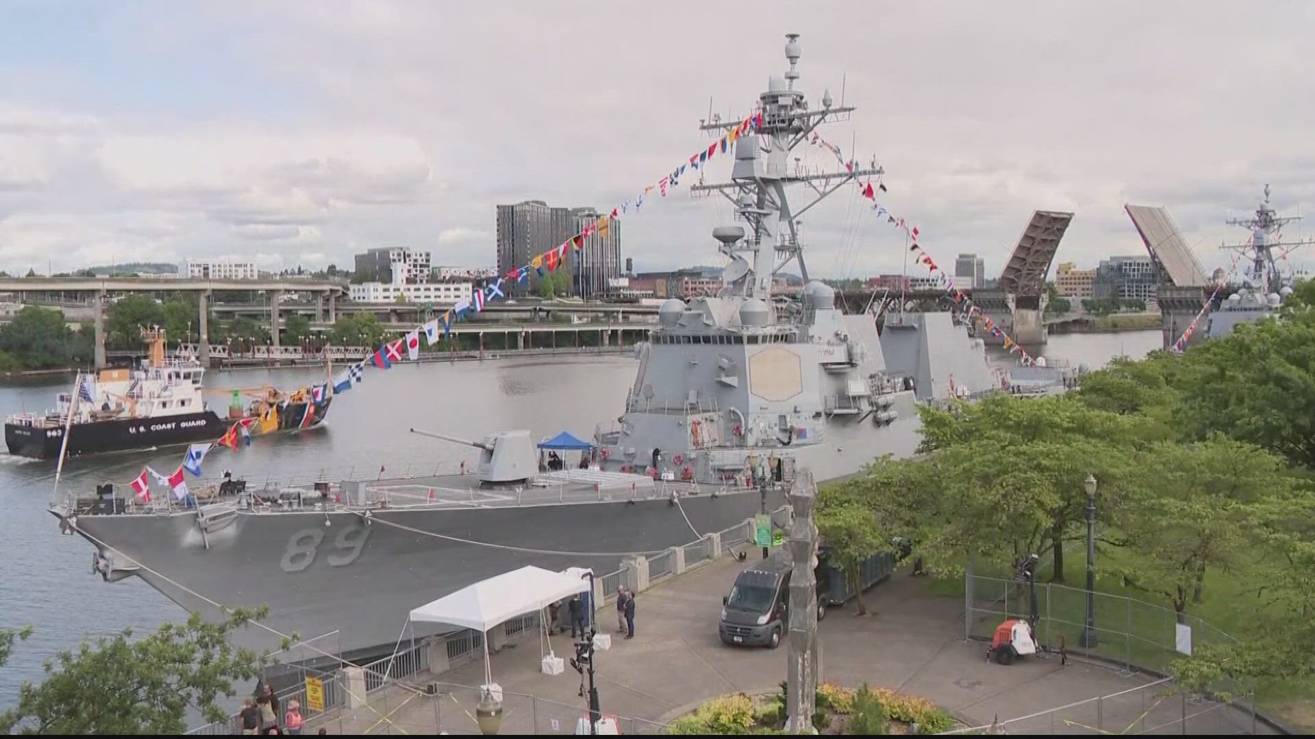 Fleet Week ship departures cause Portland bridge lifts and delays | kgw.com