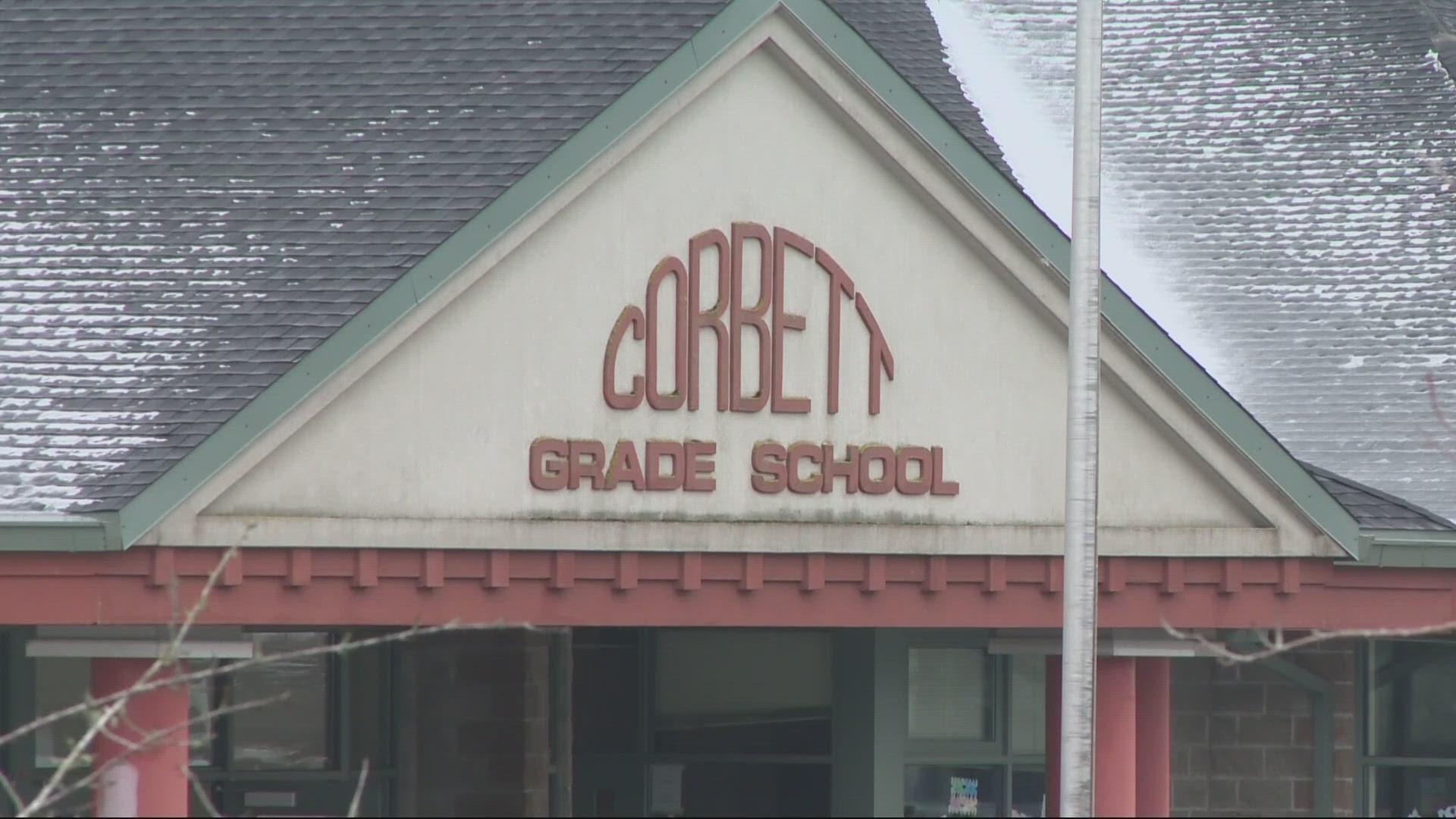 Students learn sign language to help deaf classmate feel included | kgw.com