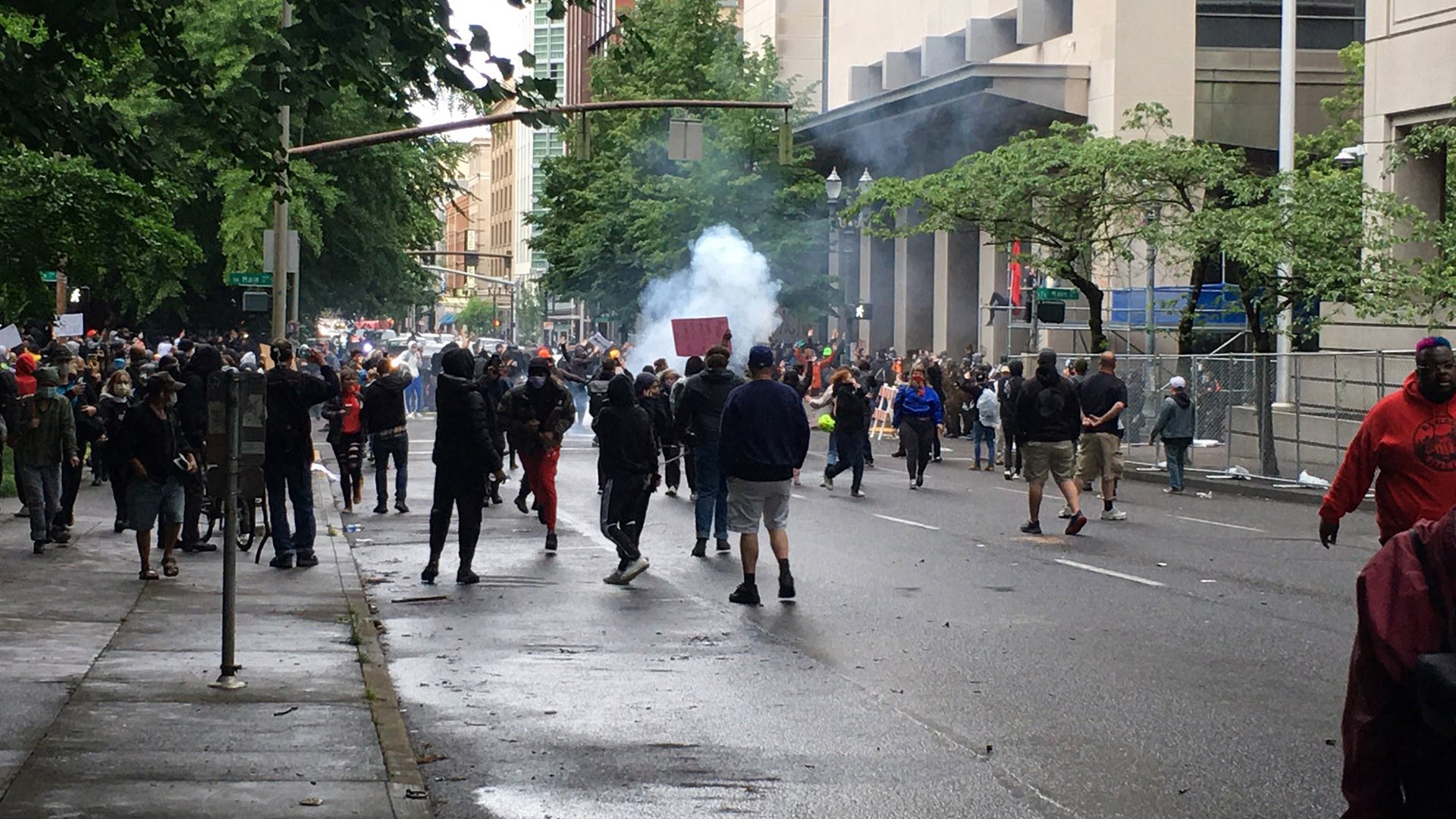 Timeline of Saturday night protests in Portland | kgw.com