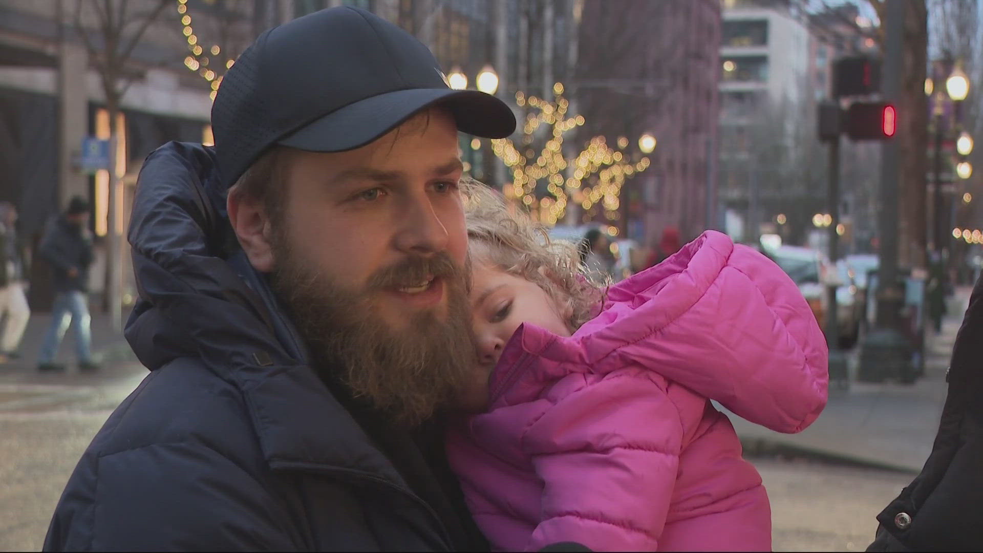 Seahawks tackle Charles Cross ruled out for key matchup with Rams with ...