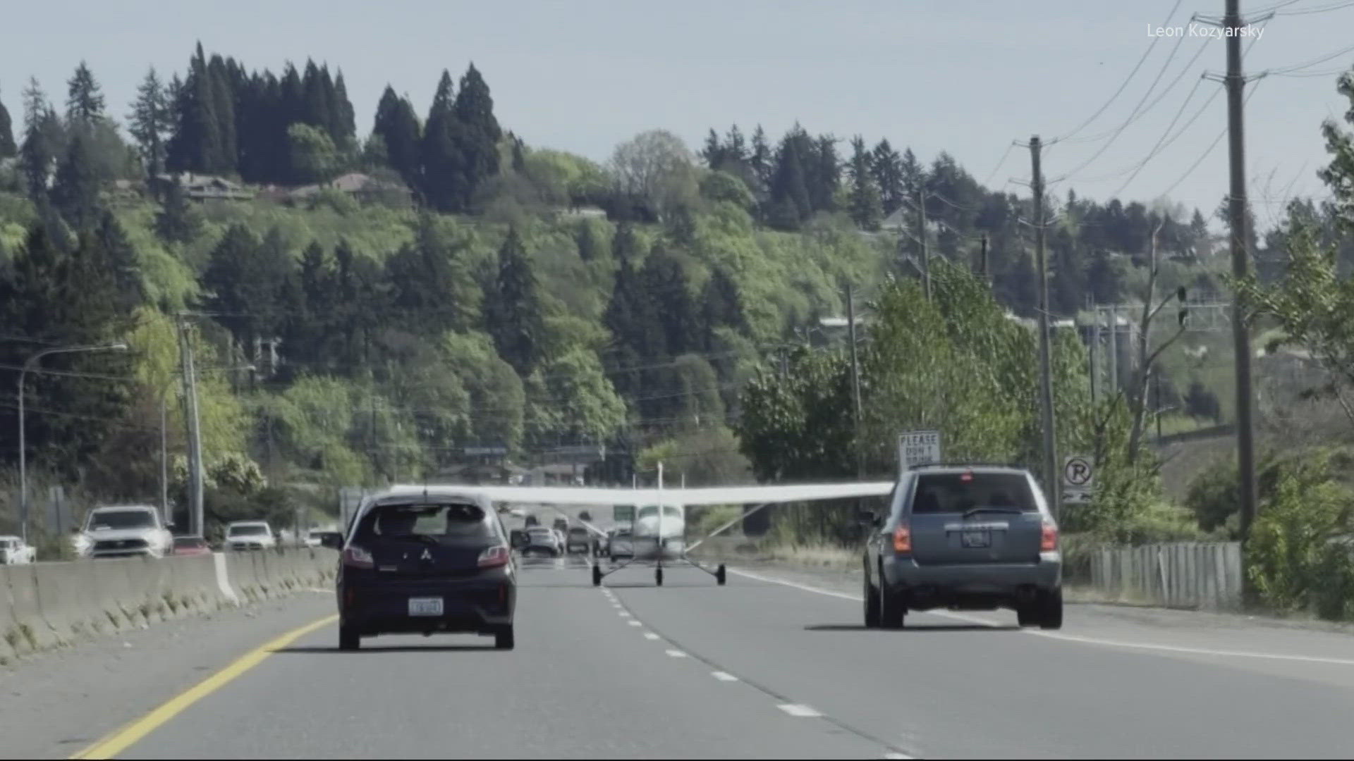 Small plane makes emergency landing on State Route 14 in Vancouver ...