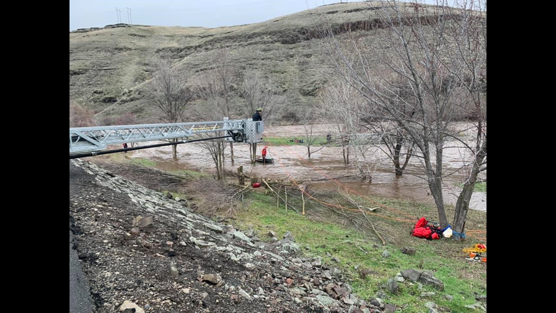Flooding on Umatilla River | kgw.com