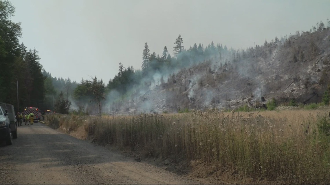 South End Fire flares up, closes Highway 99 north of Canby | kgw.com