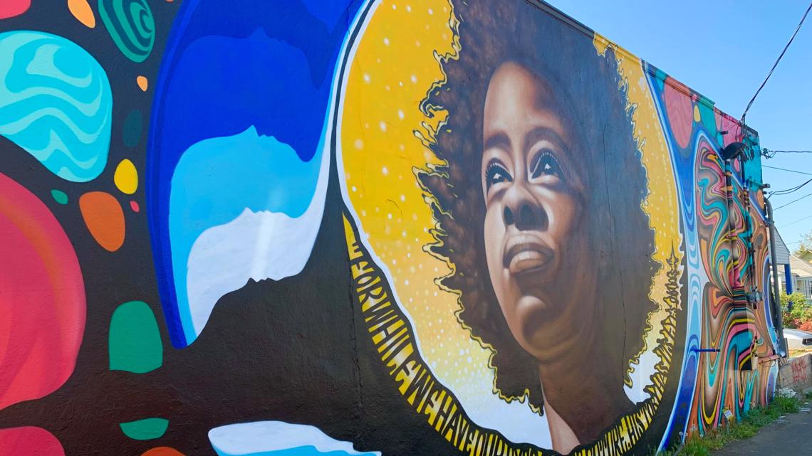 Amanda Gorman mural created in NE Portland neighborhood | kgw.com