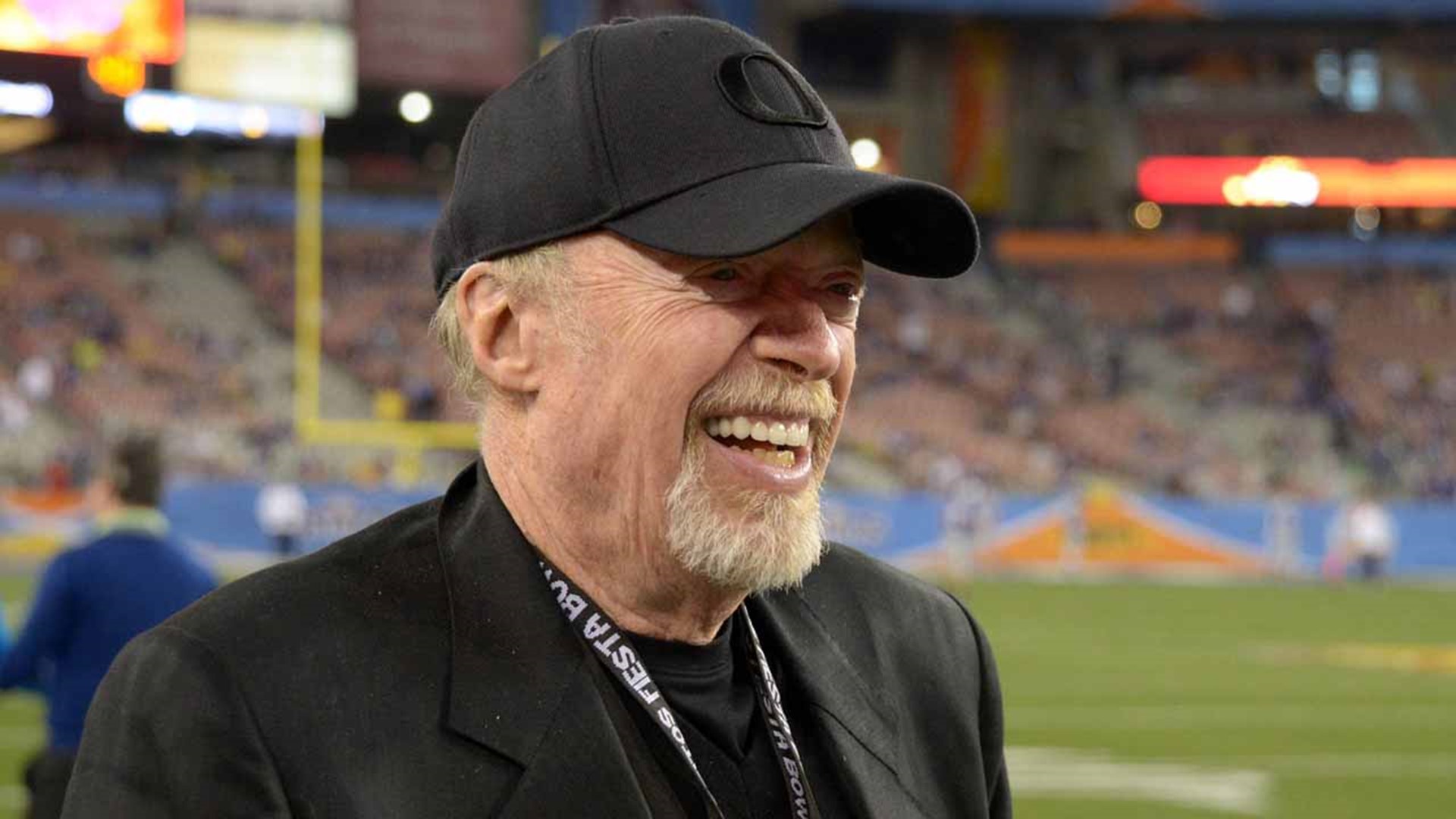 Phil Knight donates $400M to alma mater Stanford | kgw.com