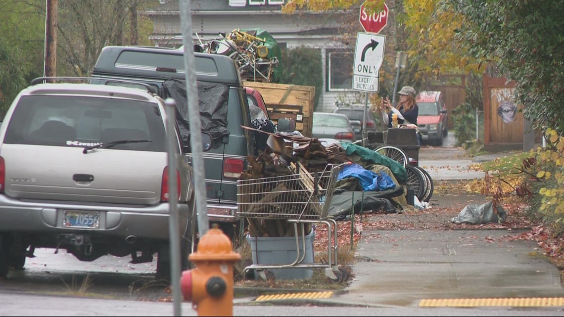 Neighbors feel threatened by nearby SE Portland homeless camp | kgw.com