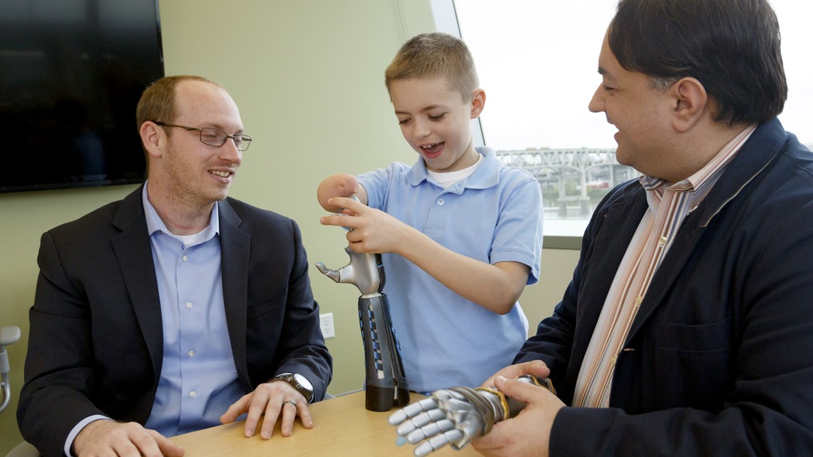 OHSU begins trials for 3D printed bionic arms for kids | kgw.com