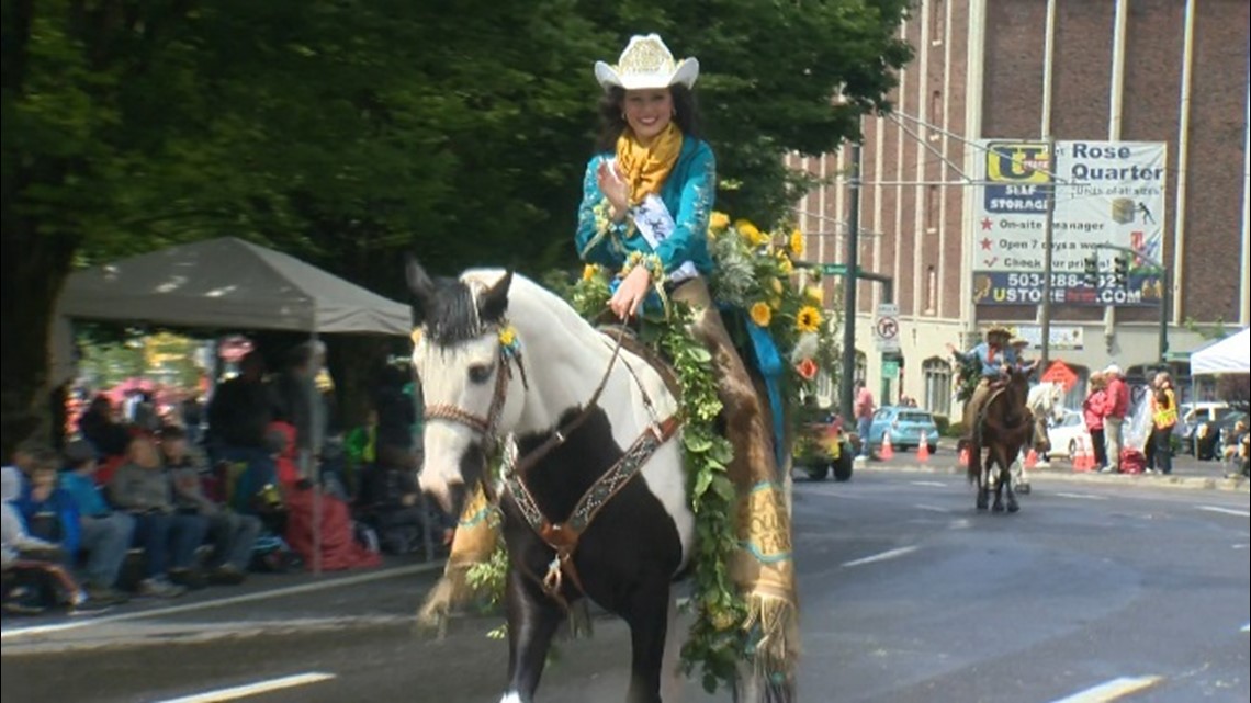 Floats, flowers and smiles: Thousands celebrate Portland in Grand ...