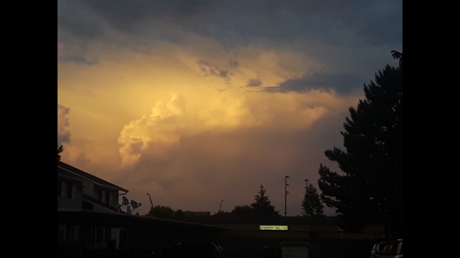 ‘It’s just never like this’: Booming thunderstorm shakes Portland area ...