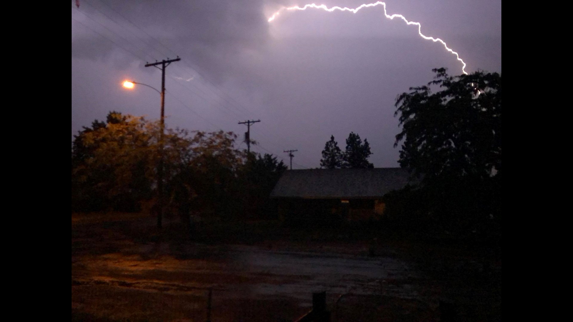 ‘It’s just never like this’: Booming thunderstorm shakes Portland area ...