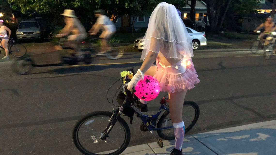 Photos: 2018 Portland World Naked Bike Ride (Warning: Nudity) | kgw.com