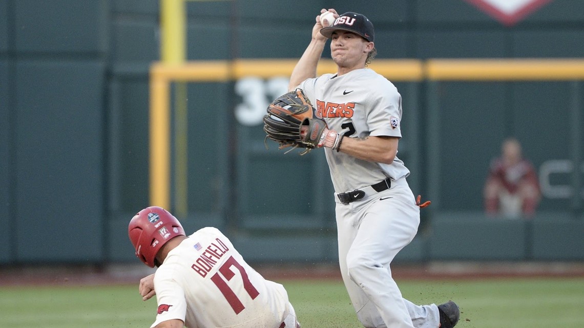 Oregon St. wins 5-3 to force Game 3; Hogs crying over foul | kgw.com