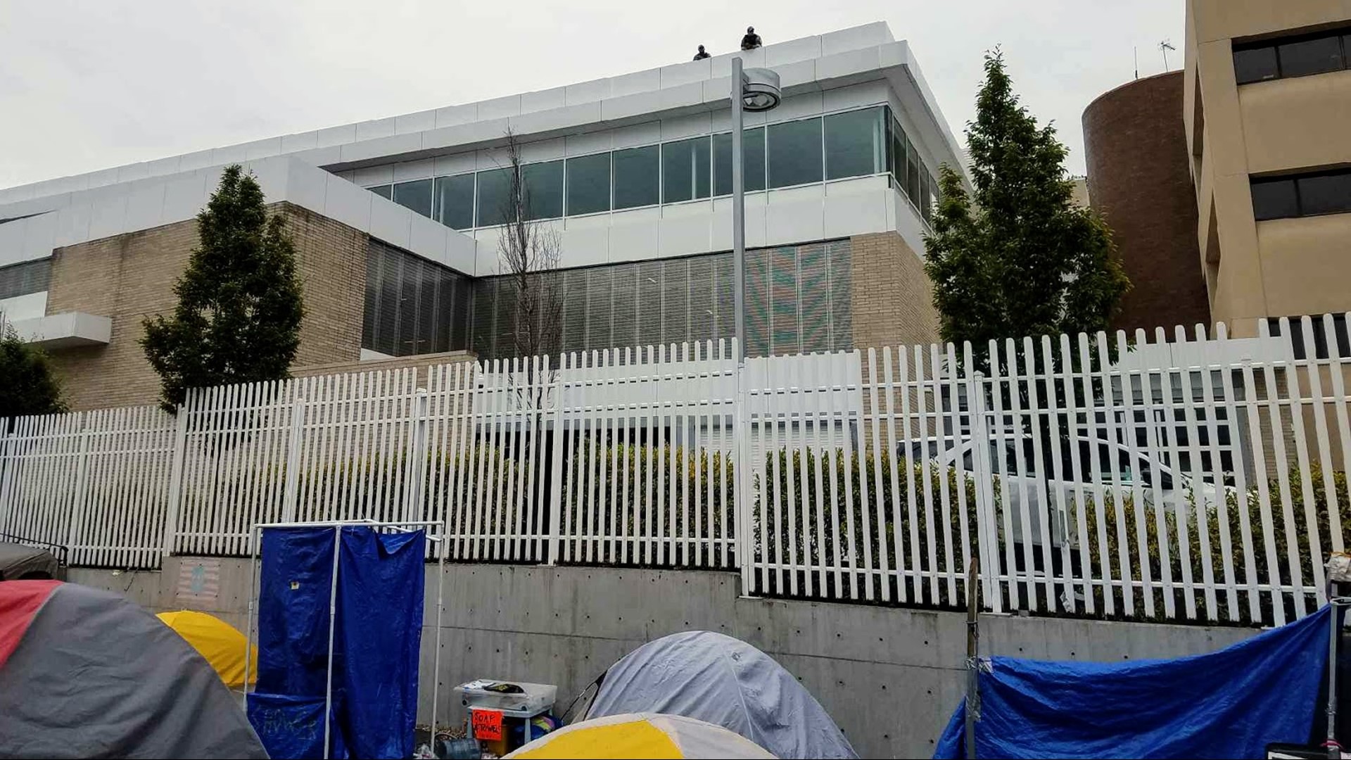 ICE resumes normal operations in Portland as protest continues | kgw.com